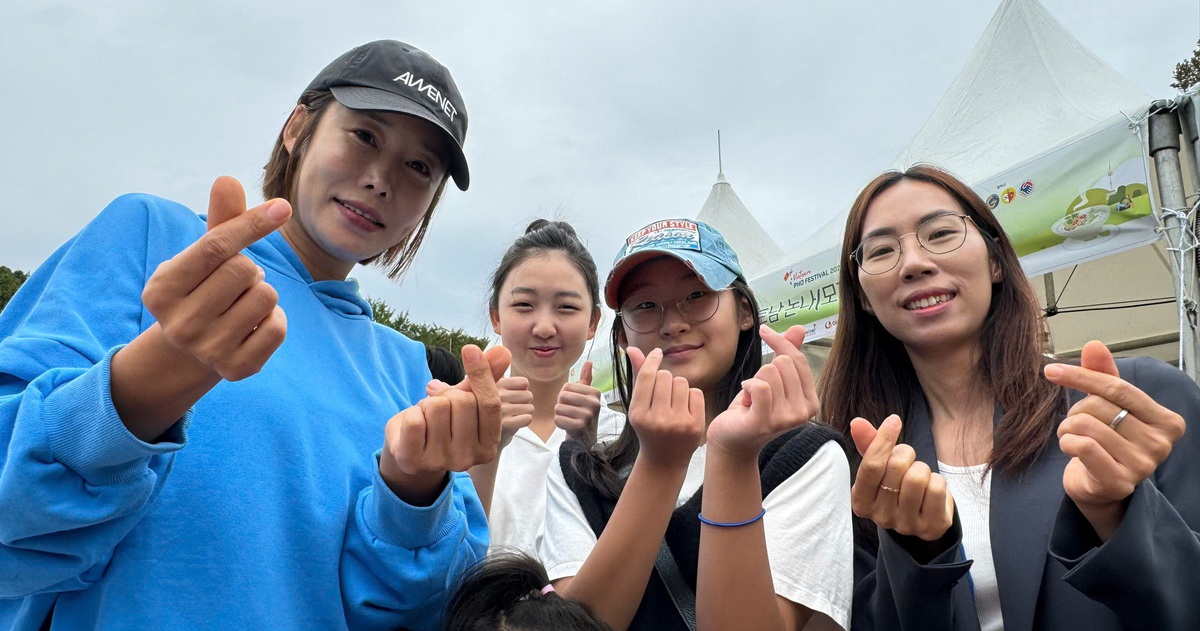Một vòng Vietnam Phở Festival cùng vợ cầu thủ Lee Chun-soo - Tuổi Trẻ ...