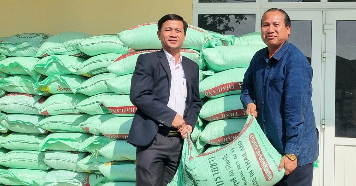 Quảng Trị xuất khẩn cấp 400 triệu đồng và 10 tấn gạo tặng 2.000 hộ dân ...