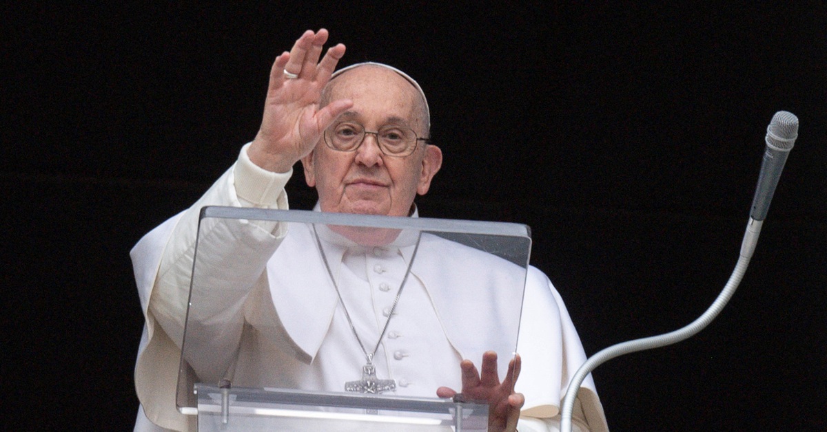 Ukraine, Nga phản ứng trái chiều lời kêu gọi 'giương cờ trắng' của Giáo ...