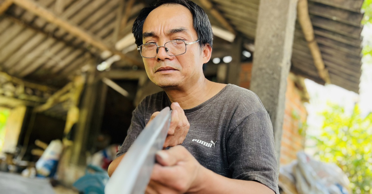 Thăm làng rèn đỏ lửa 300 năm được công nhận làng nghề OCOP 3 sao - Tuổi Trẻ Online