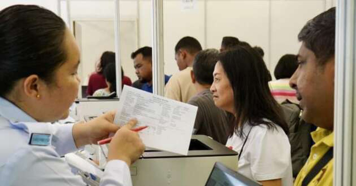 Cảnh sát Malaysia 'thu đậm' nhờ giảm giá 50% tiền phạt giao thông ...