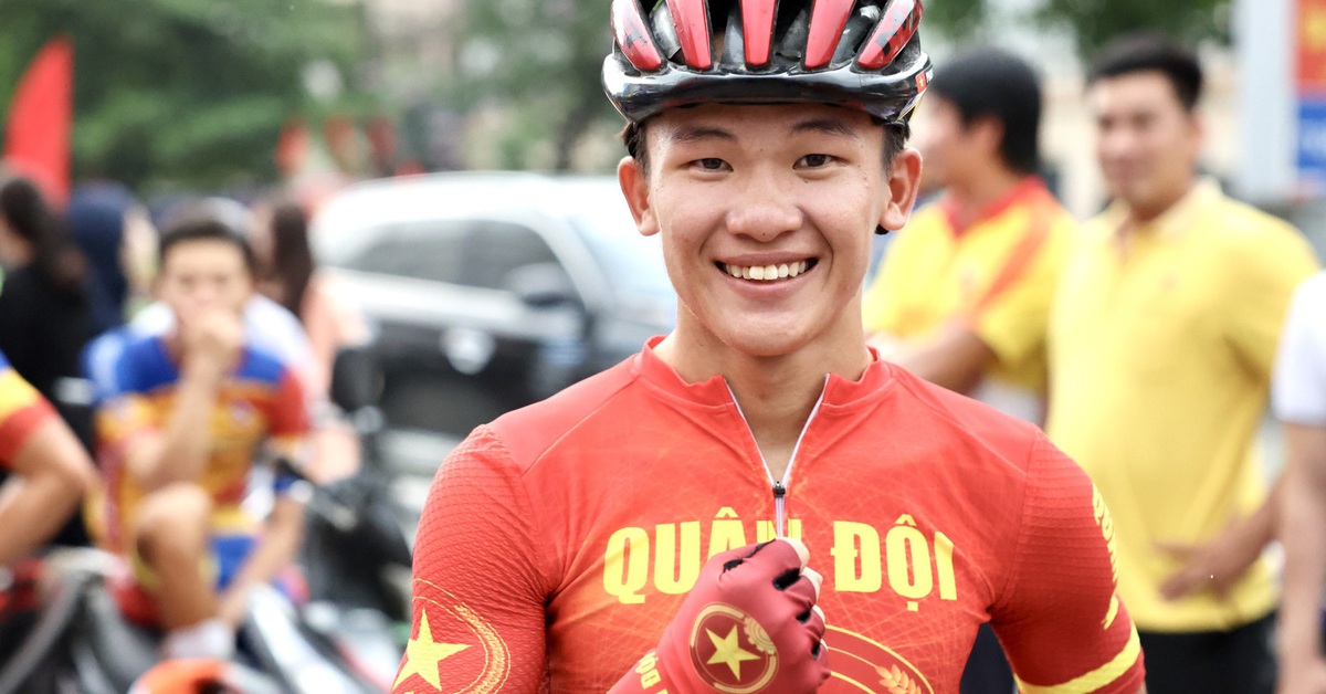 Phạm Lê Xuân Lộc lập kỷ lục tại Giải đua xe đạp về Điện Biên Phủ 2024 ...