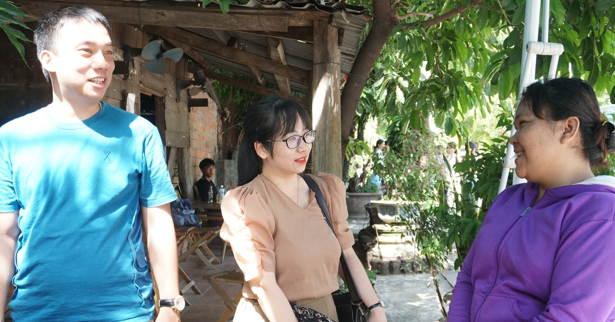 Ngày vui nhất đời của người mẹ Xtiêng đơn thân và 4 con thơ - Tuổi Trẻ ...