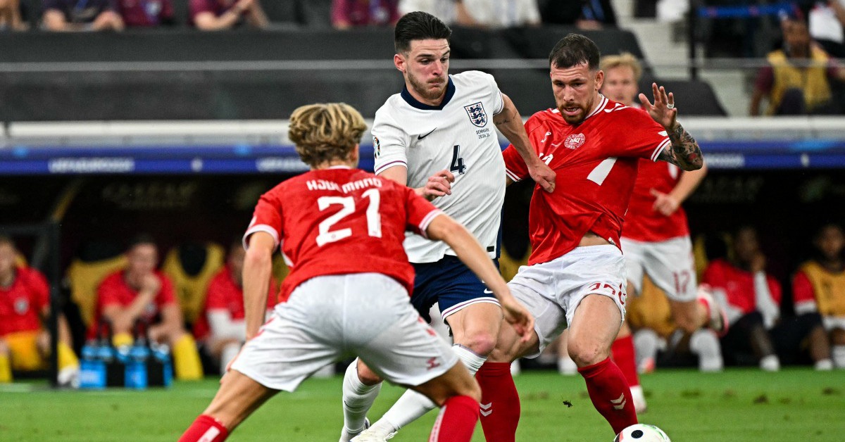 Declan Rice phủ nhận tuyển Anh không đủ thể lực - Tuổi Trẻ Online