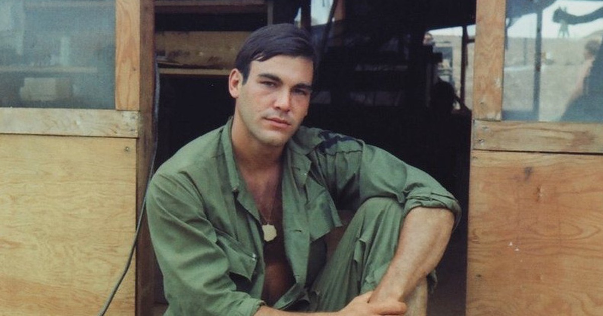 Vì sao đạo diễn lừng danh Oliver Stone không bao giờ quên được Việt Nam ...