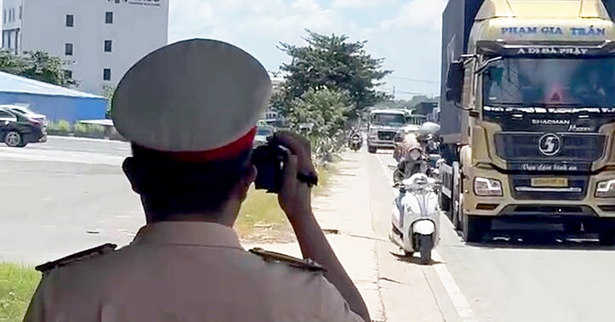 Ô tô lấn làn trên đường Mỹ Phước - Tân Vạn: Cần xử phạt mạnh tay hơn ...