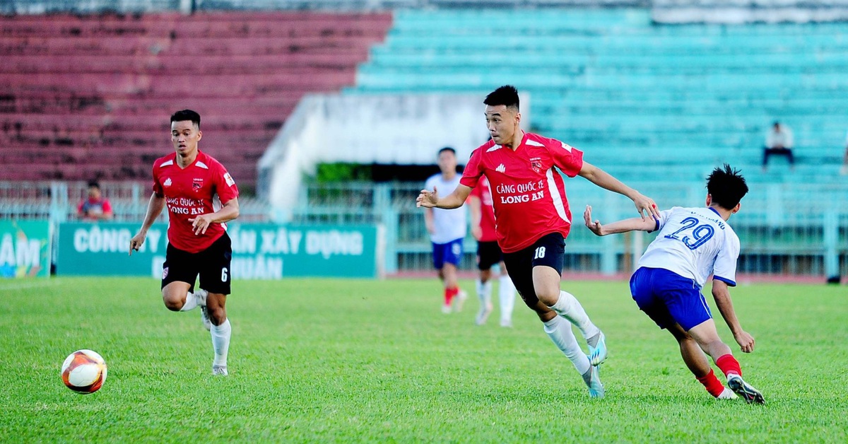 Đội bóng Long An sẽ tiếp tục chơi Giải hạng nhất nhờ Hoàng Anh Gia Lai ...