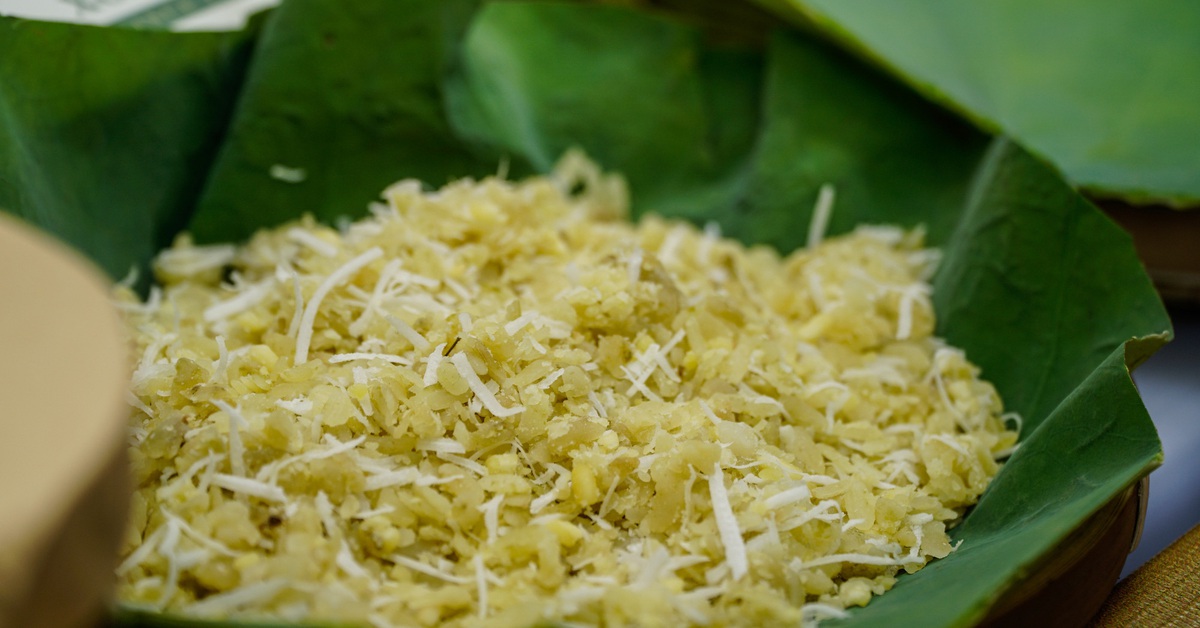 Khách Ấn mê bánh cốm Làng Vòng - Tuổi Trẻ Online