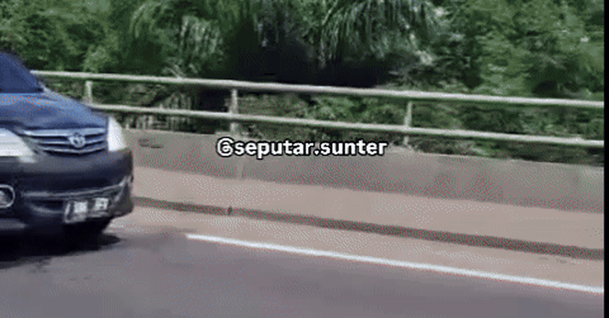 Xe Toyota Avanza 'ma' gây tai nạn trên đường cao tốc - Tuổi Trẻ Online