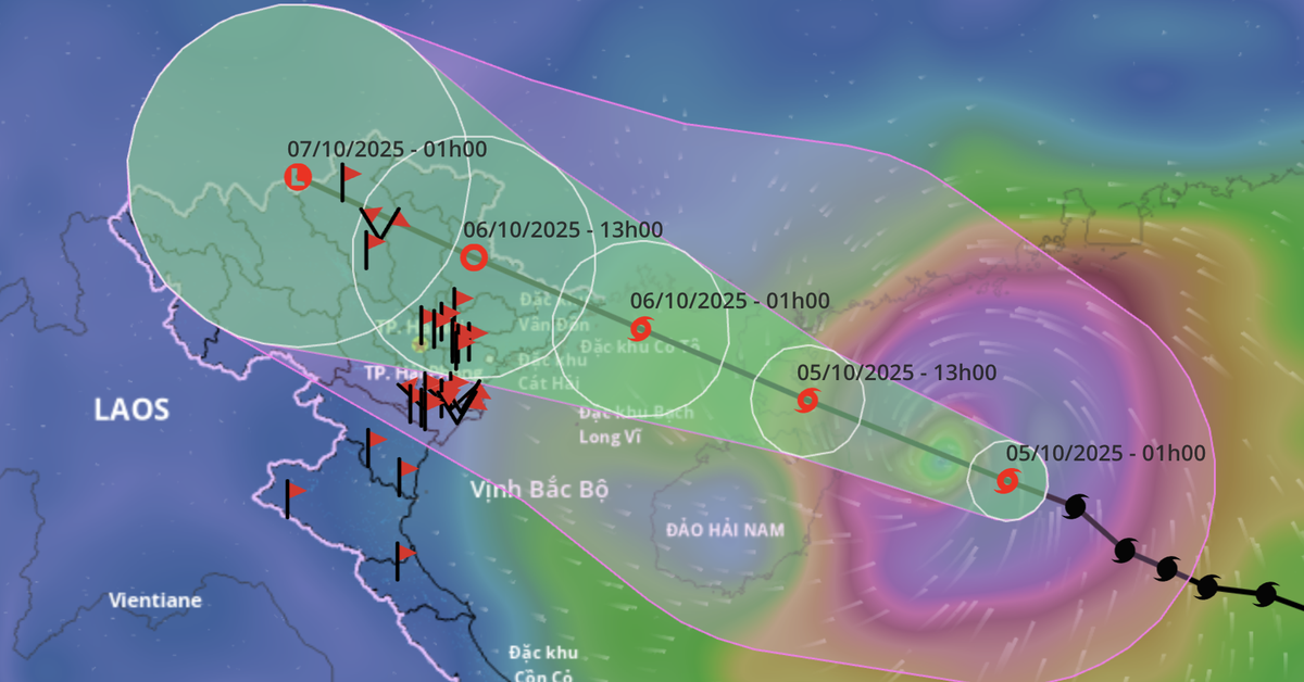 Bão Matmo mạnh cấp 12, giật cấp 15 đang cách Quảng Ninh 550km, chiều ...