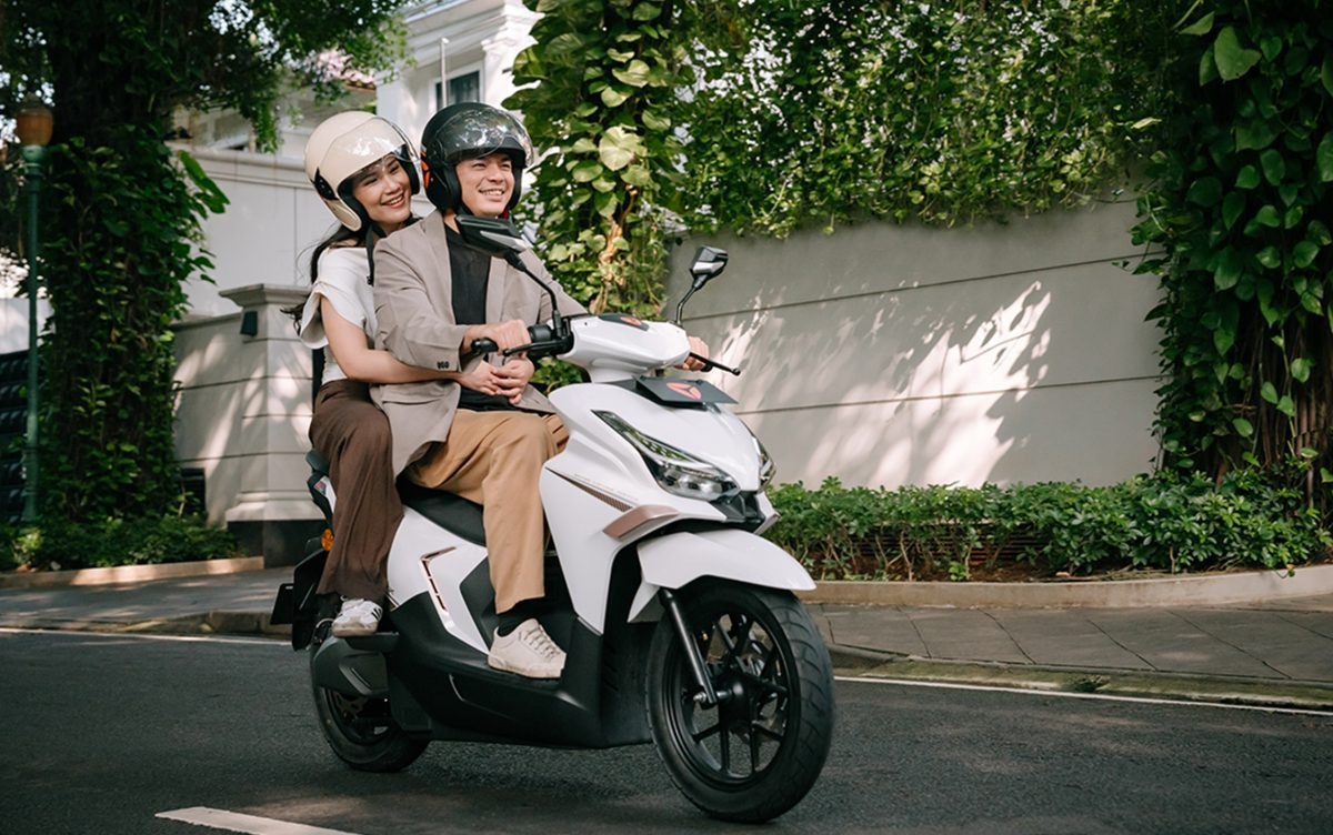 Yadea ra mắt xe máy điện giống Honda Vario, chạy tới 110km/sạc - Tuổi Trẻ Online