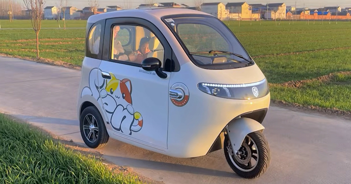 Cô gái sống trong xe điện 3 bánh 40 triệu cải thành nhà di động gây sốt ...