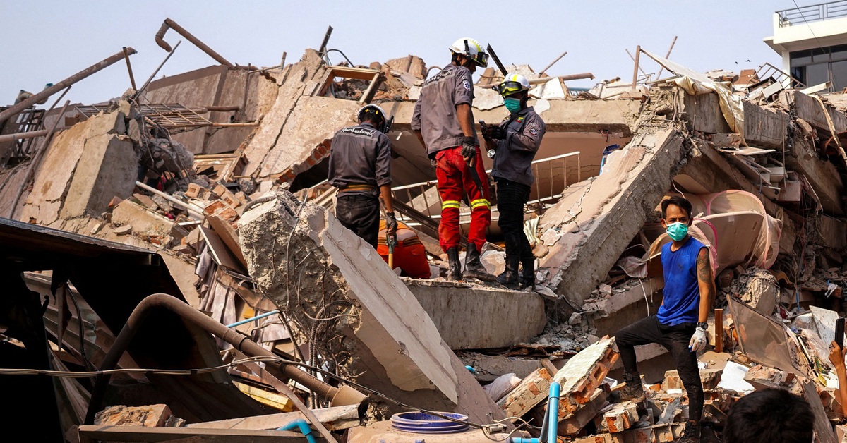 Phe đối lập tố chính quyền quân sự Myanmar không kích bất chấp động đất ...