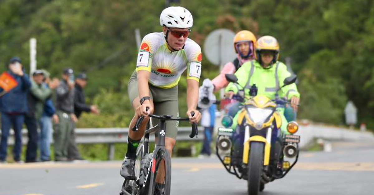 Mikhail Fokin gom áo vàng, áo chấm đỏ sau chặng 10 Cúp Truyền hình TP ...