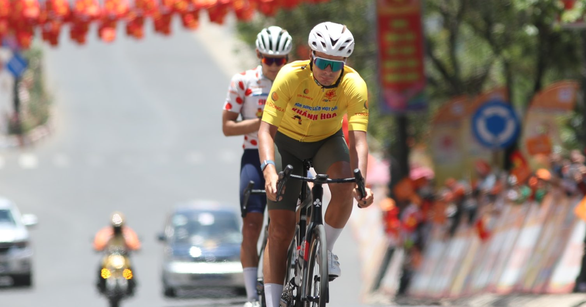 Mikhail Fokin củng cố vững chắc áo vàng Cúp Truyền hình TP.HCM 2025 ...