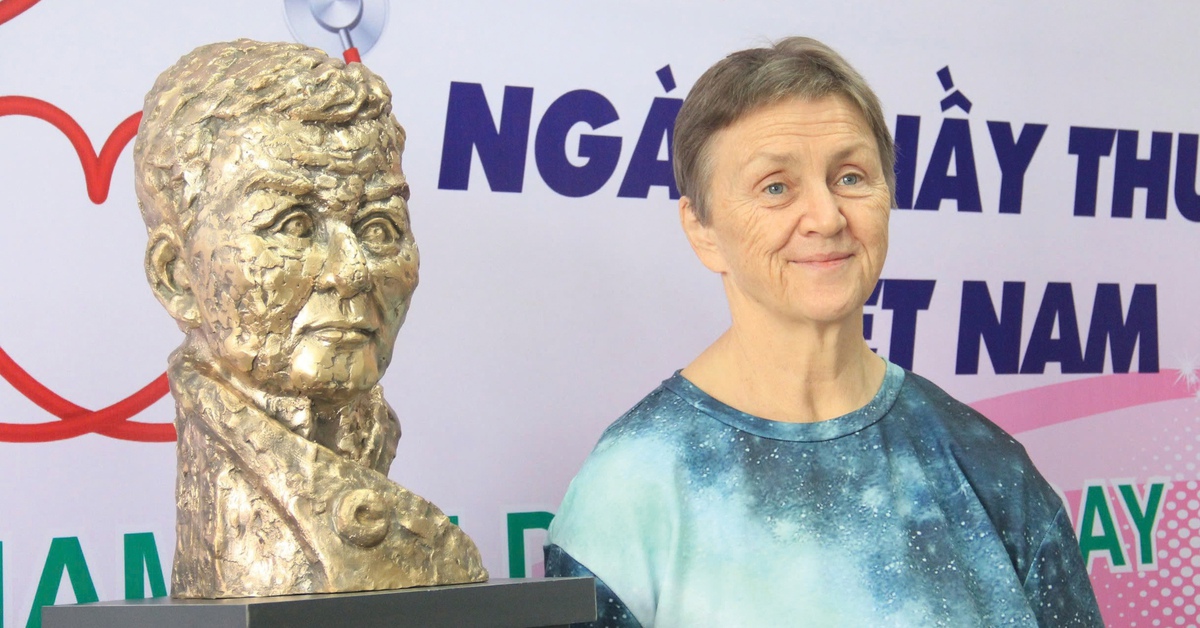 Hành trình không ngoảnh lại của 'bà Tây' Virginia Mary Lockett - Tuổi ...