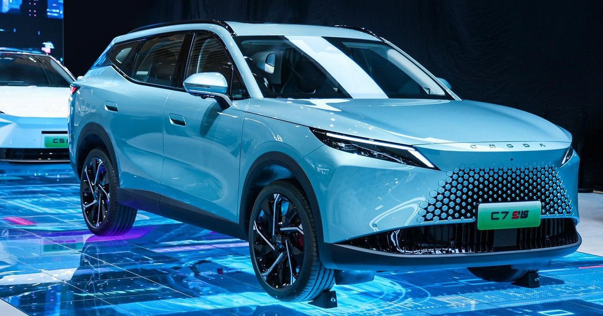 Omoda C7 SHS và C3 ra mắt, có khả năng về Việt Nam - Tuổi Trẻ Online