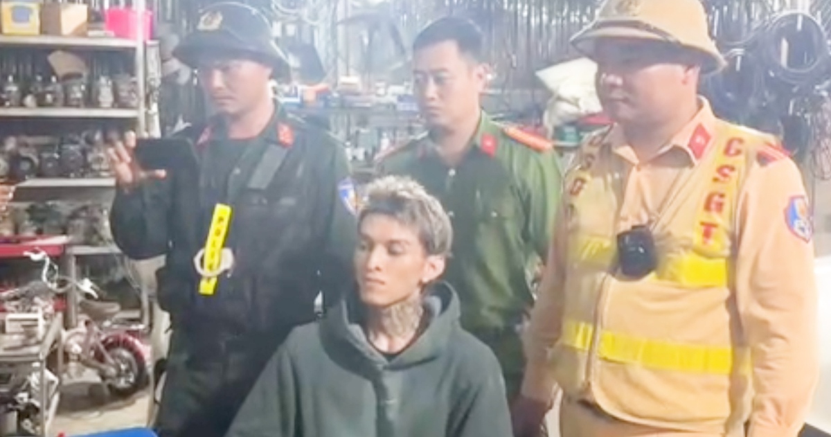 Rapper Bình ‘Gold' dương tính ma túy, lái xe Audi chèn ép xe khác trên ...