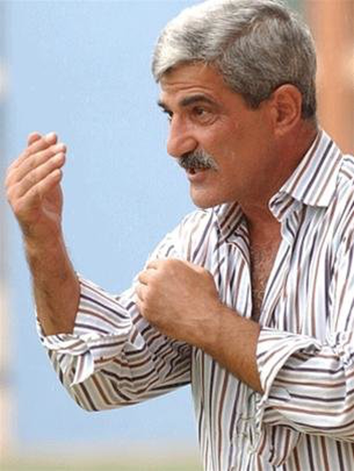 HLV Henrique Calisto: Cần ước mơ và động lực tốt cho cuộc đời - Tuổi ...