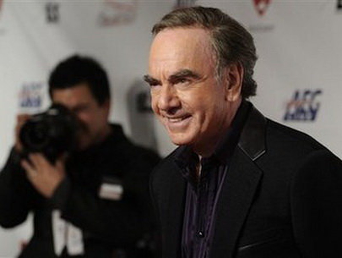 Neil Diamond được tôn vinh vì lòng nhân đạo - Tuổi Trẻ Online