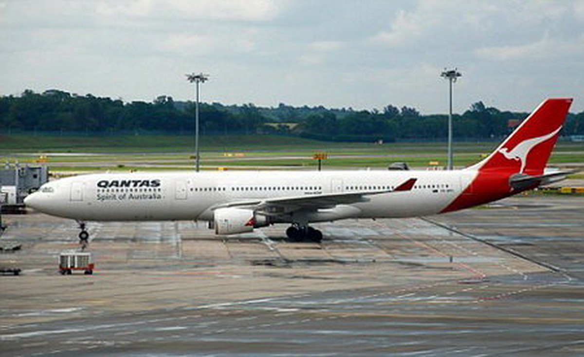 Thêm một máy bay Airbus A330 gặp sự cố, 7 người bị thương - Tuổi Trẻ Online