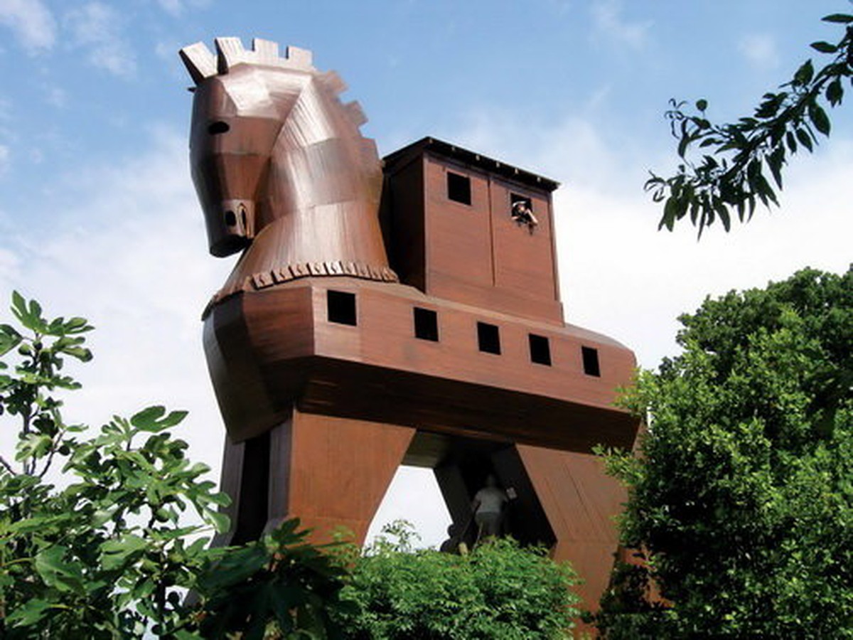 Con ngựa thành Troy - Tuổi Trẻ Online