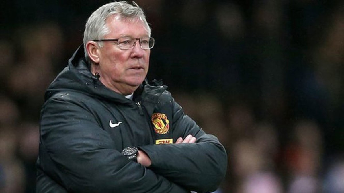 Phẫu thuật hông, HLV Ferguson vắng mặt đầu mùa sau - Tuổi Trẻ Online