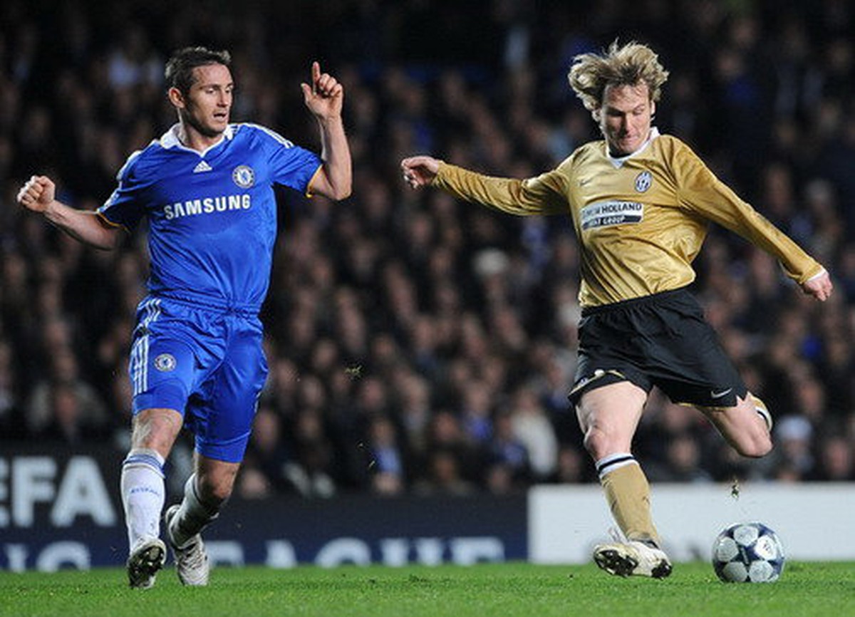 Pavel Nedved tuyên bố giải nghệ: Thời hoàng kim đã qua - Tuổi Trẻ Online