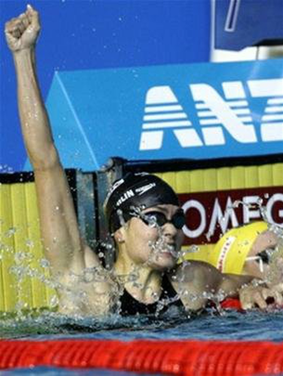 Natalie Coughlin "nàng tiên cá" của nước Mỹ - Tuổi Trẻ Online