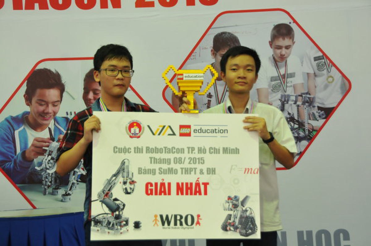 Trường ĐH KHTN TP.HCM đoạt giải nhất Robotacon - Tuổi Trẻ Online
