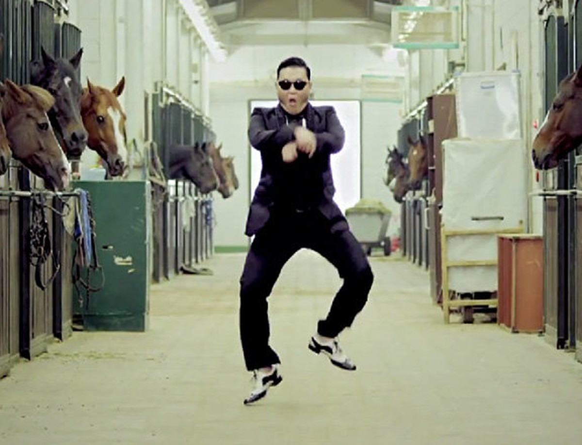 Psy mang điệu nhảy ngựa Gangnam Style đến Việt Nam - Tuổi Trẻ Online
