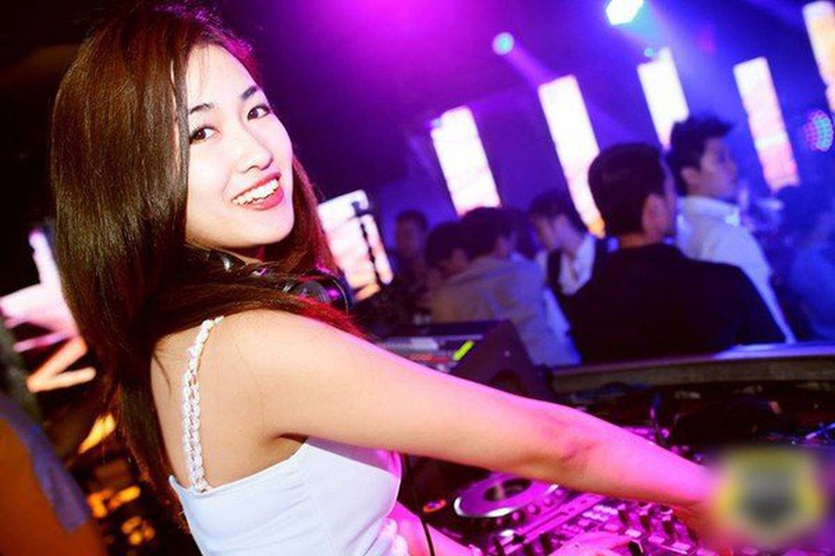 DJ Trang Moon: vượt qua những thị phi miệng lưỡi người đời - Tuổi Trẻ ...