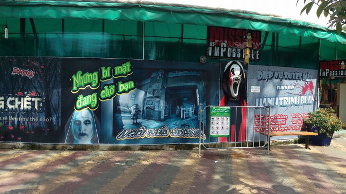 Thỏ Trắng tháo bỏ những apphich rùng rợn khiến trẻ khóc thét - Tuổi Trẻ ...