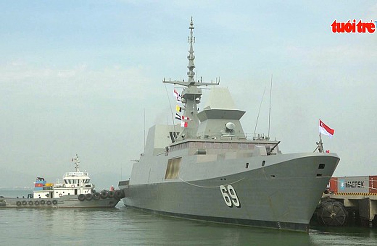 Tàu khu trục RSS INTREPID Hải quân Singapore thăm Đà Nẵng - Tuổi Trẻ Online