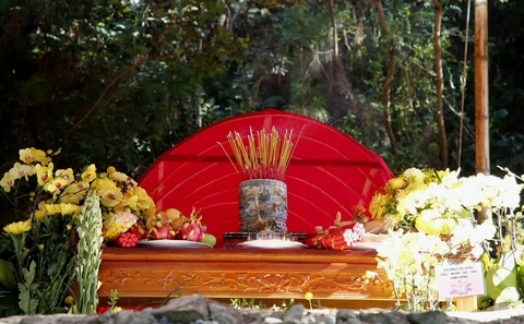 Bà Đặng Bích Hà đã về an nghỉ bên Đại tướng Võ Nguyên Giáp - Tuổi Trẻ ...