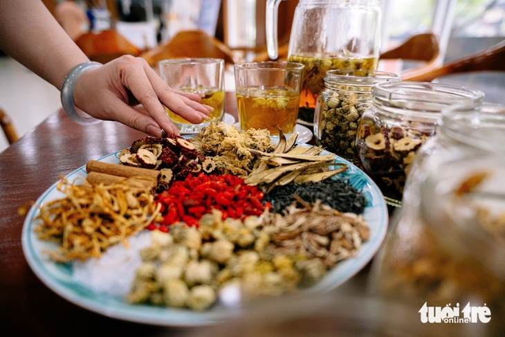 Dược liệu phong phú, lịch sử hàng nghìn năm: 'Cú hích' y học cổ truyền ...