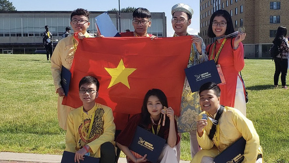 Vietnamese students bring home prizes at int’l science fair