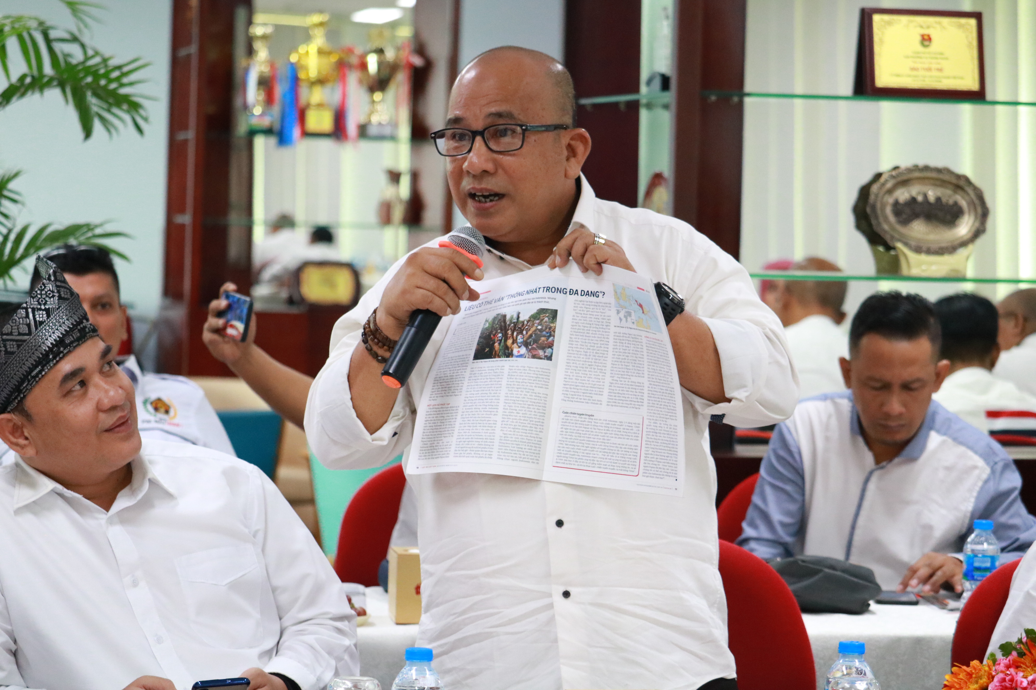 Journalists from Indonesia’s Riau visit Tuoi Tre