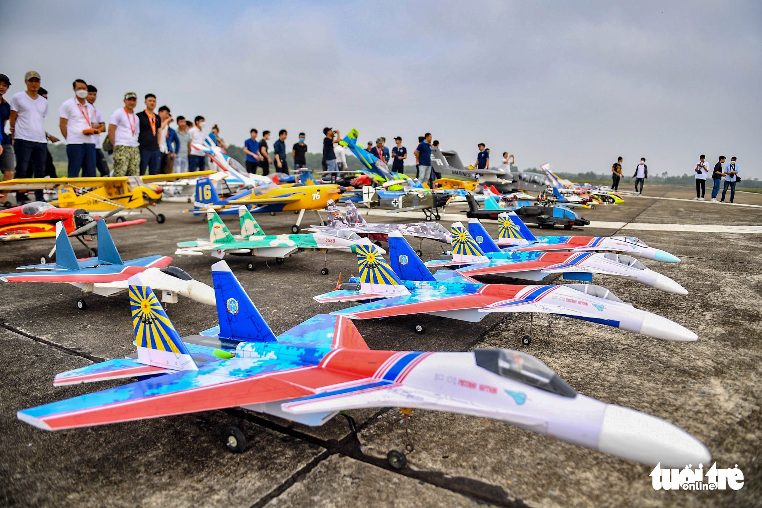 Funfly 2022 model plane contest organized in Hanoi