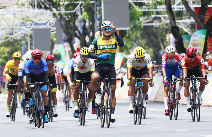 Ho Chi Minh City bans vehicles from several streets for cycling race ...