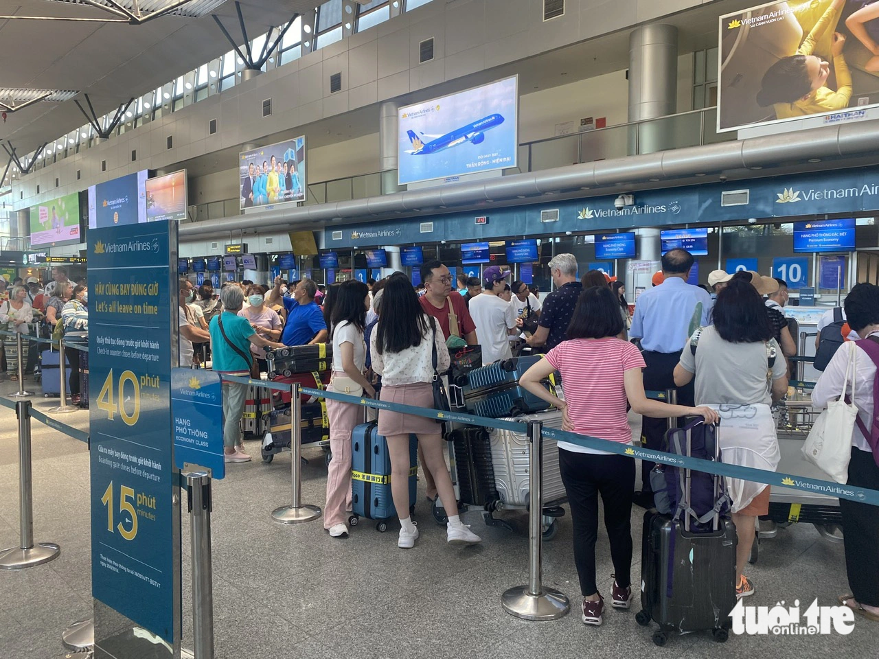 Overcrowding at Da Nang Int’l Airport due to increased flights ...