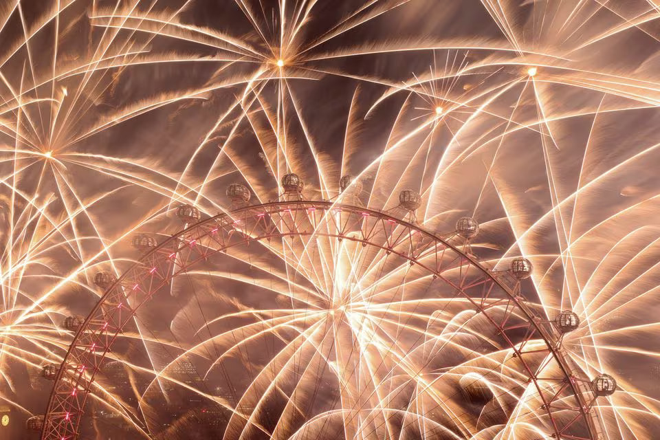 World welcomes 2024 with New Year's fireworks, reflection and a royal ...