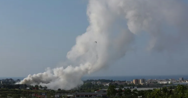 Thousands in Spain confined indoors for hours by toxic fumes