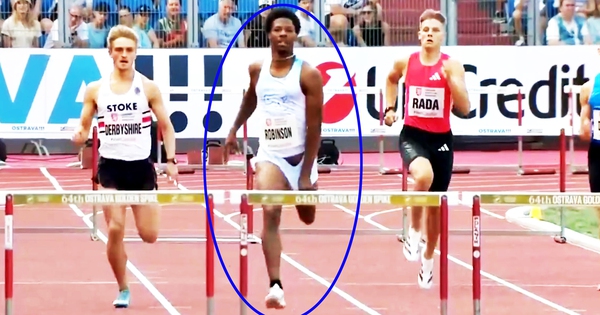 Chris Robinson thắng 400m rào bất chấp ‘chiếc quần phản chủ’ - Tuổi Trẻ ...