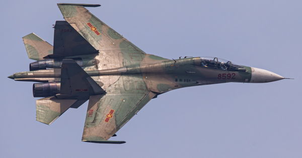 Fighter jets, choppers soar over Hanoi sky ahead of National Day