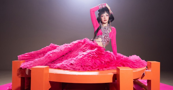 Chi Pu ra mắt MV Sashimi phiên bản độc đáo