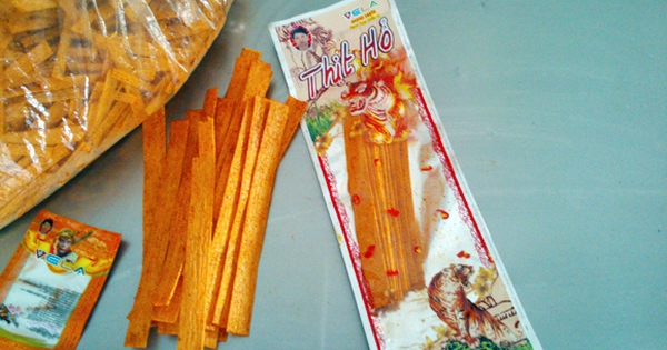 Hanoi seizes ‘tiger snacks’ made from Chinese additives