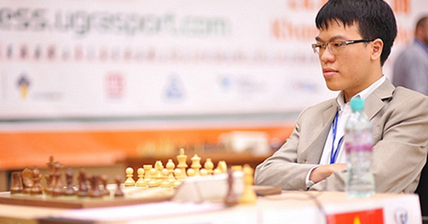 First Vietnamese crowned world chess championship