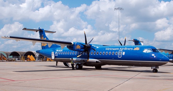 No abnormal signs from black box of plane with missing wheel