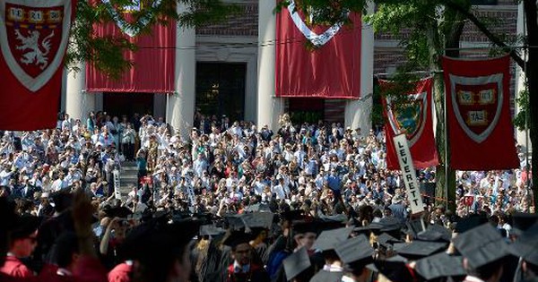 Harvard student charged with bomb hoax